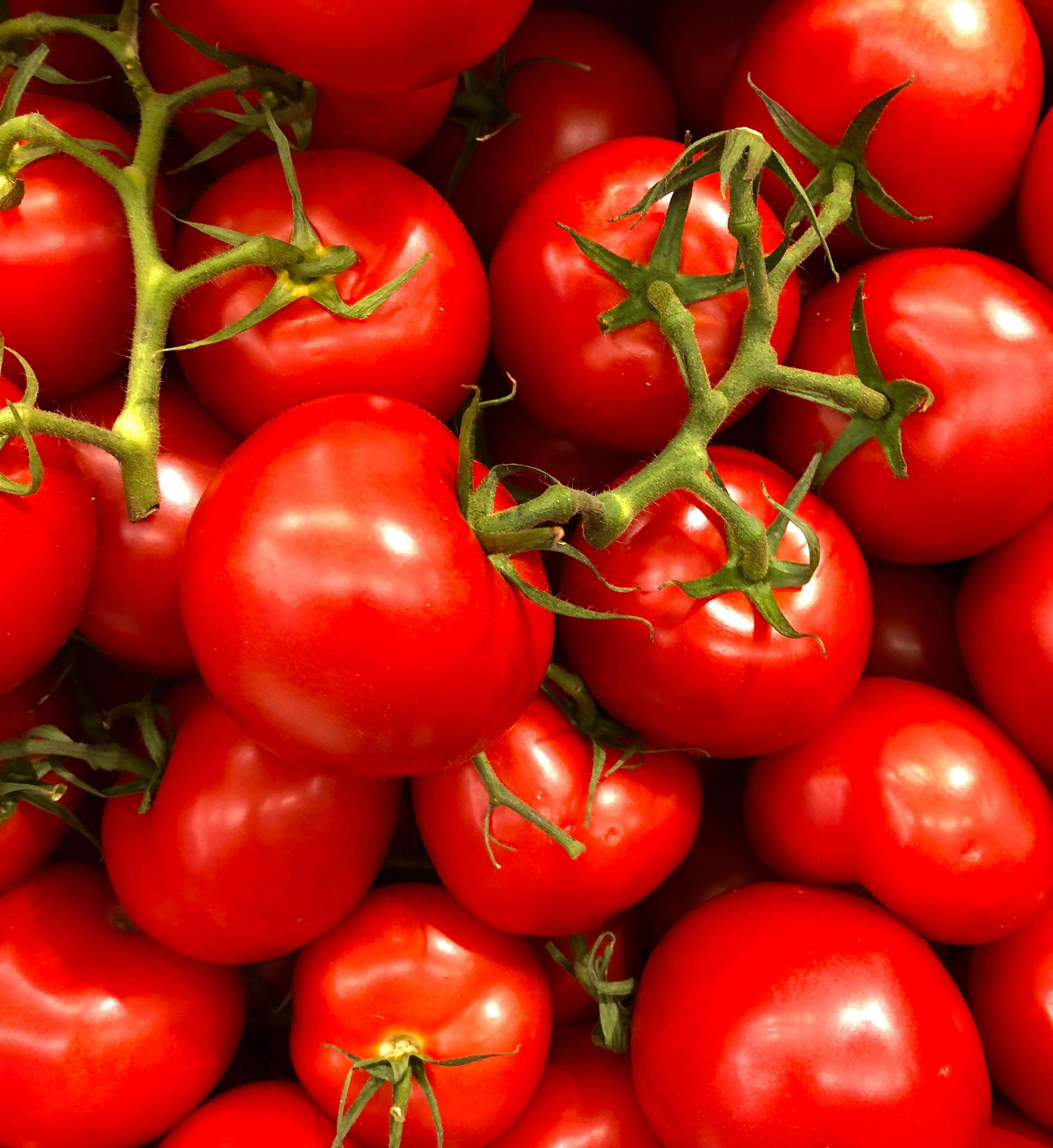 Mastering Tomato Acidity: How to Balance and Enhance Its Flavor